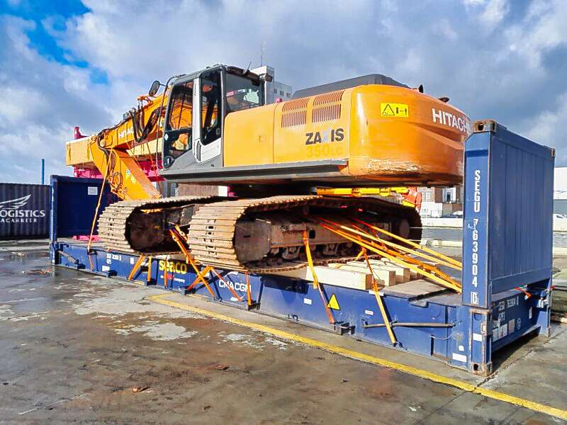 Excavator Shipment to Jebel Ali – World Project Group